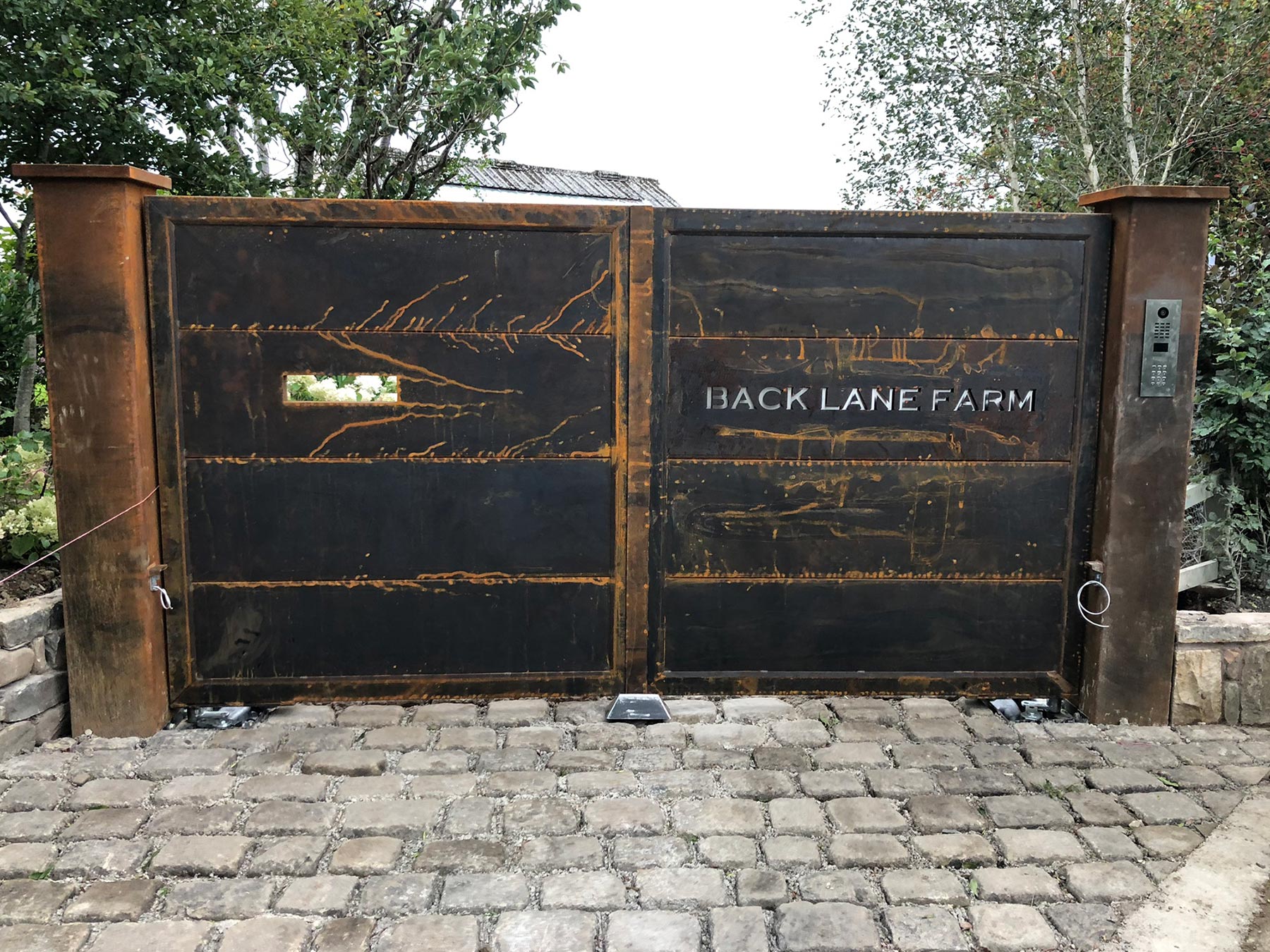 COR-TEN Gates, Bespoke Commission